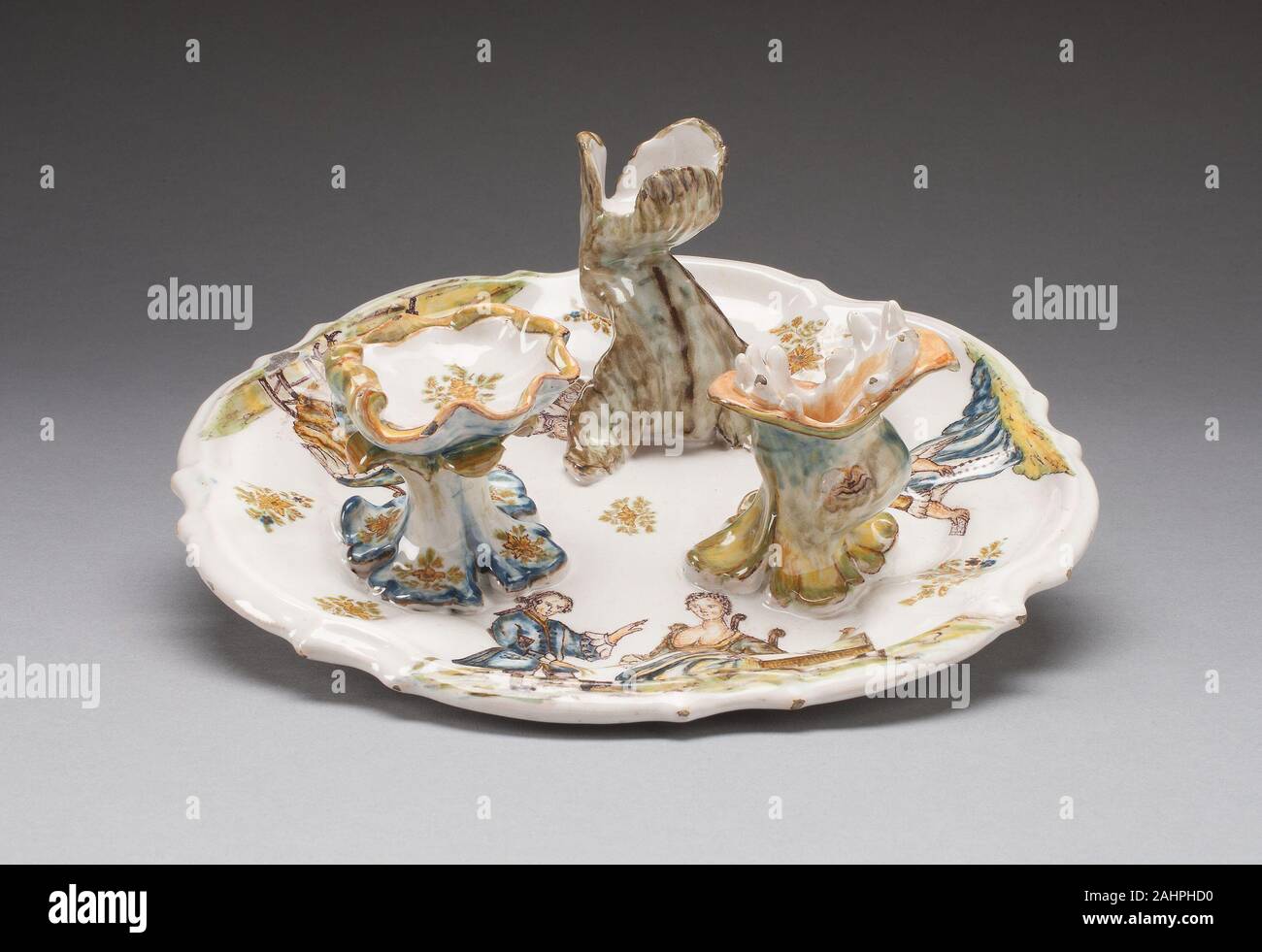 Alcora pottery hi-res stock photography and images - Alamy