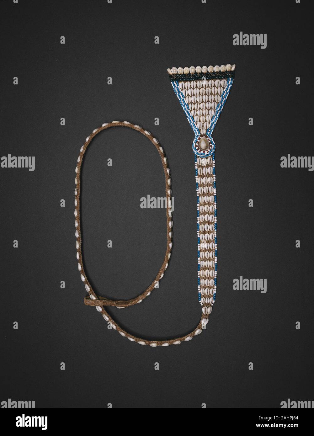 Bead belts hi-res stock photography and images - Alamy