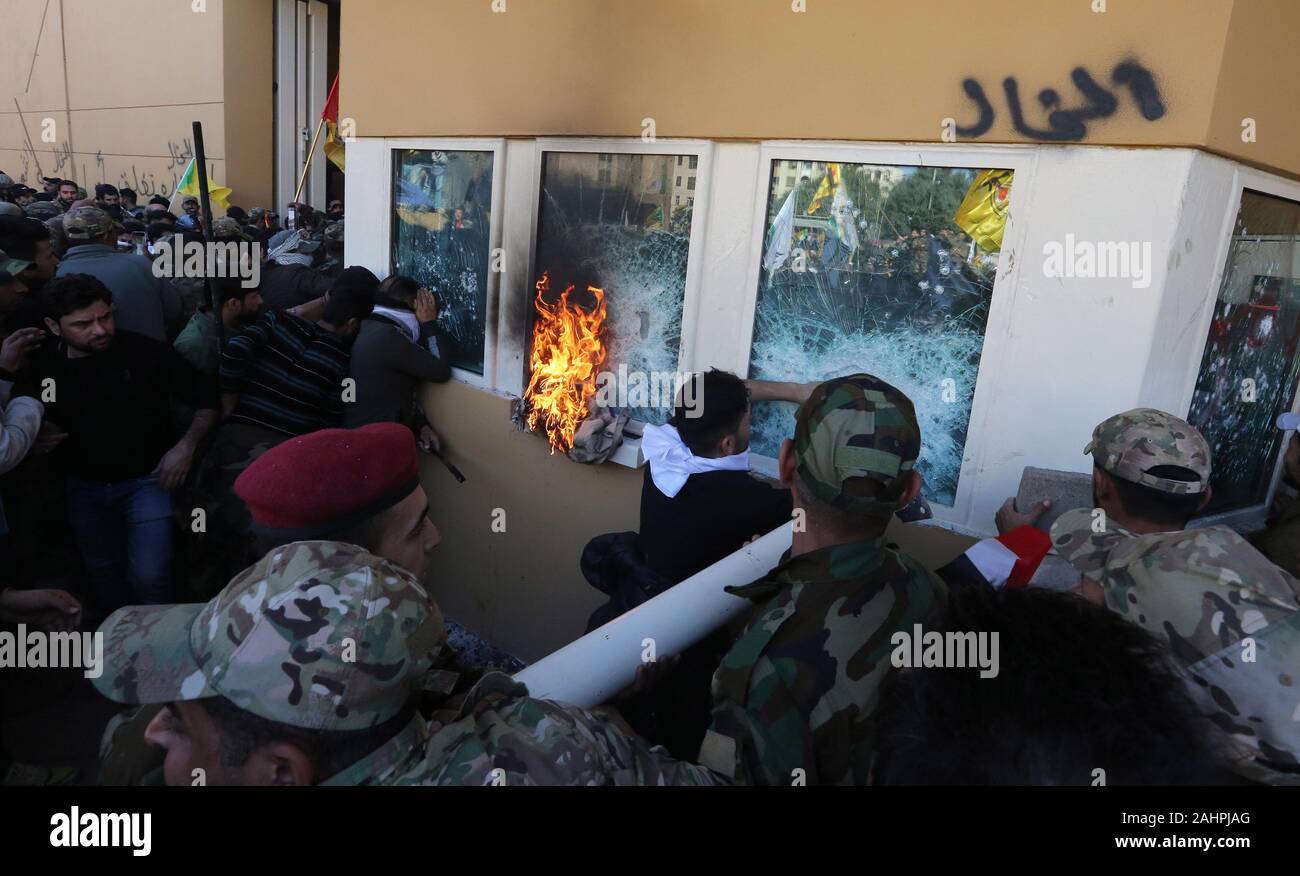 Popular mobilization forces hi-res stock photography and images - Alamy