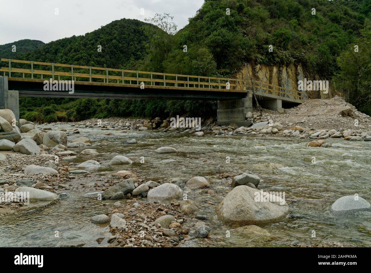 Temporary bridge over the Matiri river west branch, for the Matiri ...