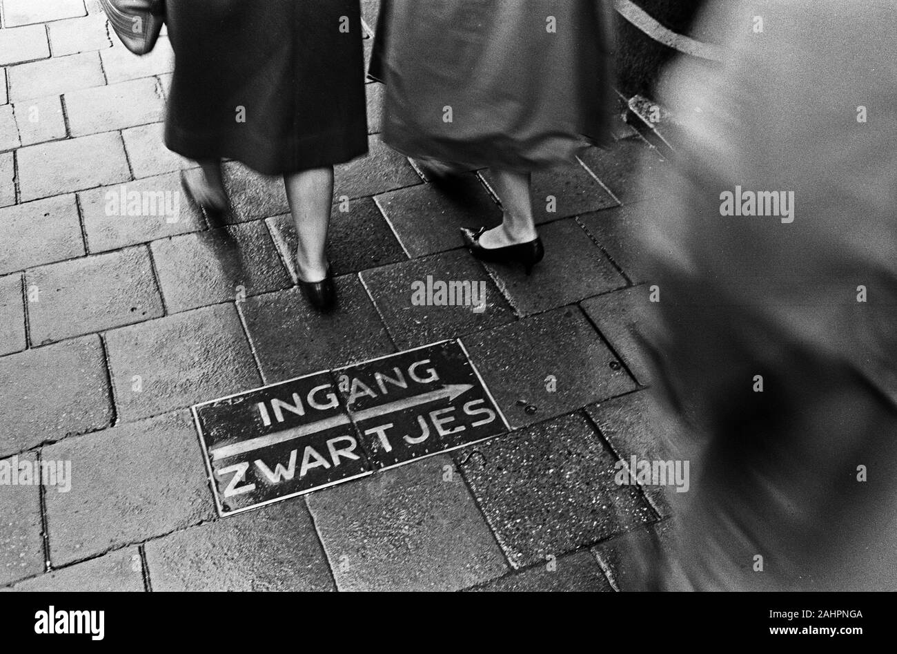 tile in Amsterdam that says Entrance Zwartjes (from the Zwartjes family ...