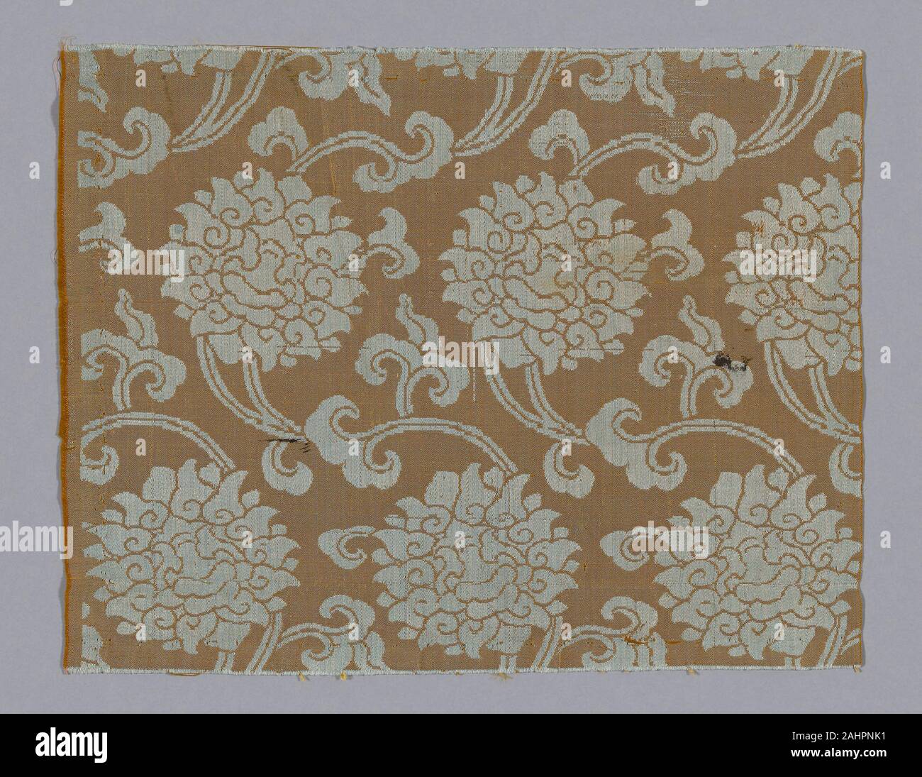 Damask silk hi-res stock photography and images - Alamy
