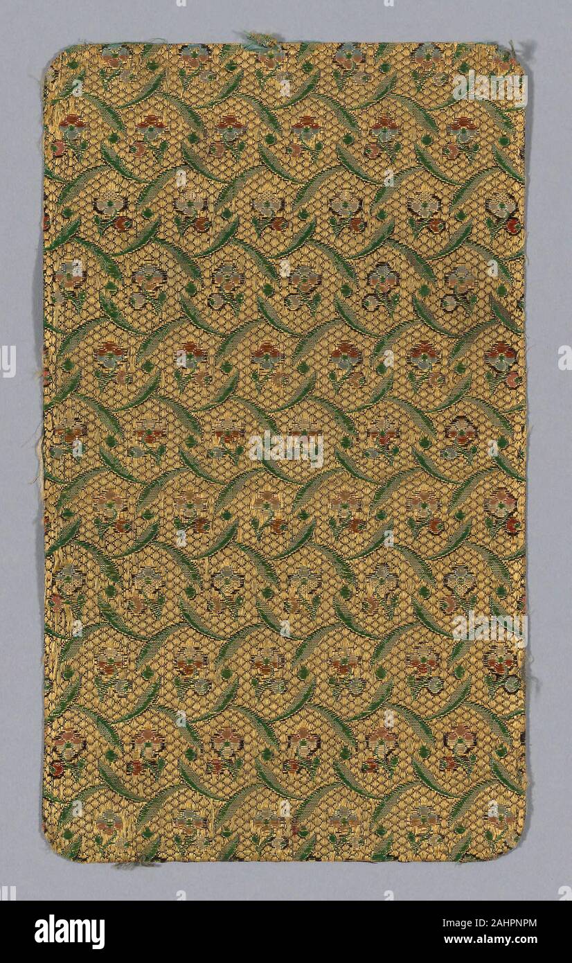 Fancy compound twill silk and gilt paper hi-res stock photography and ...