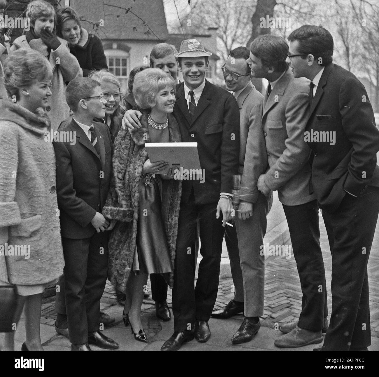 Willeke alberti jack haslinghuis hi-res stock photography and images ...