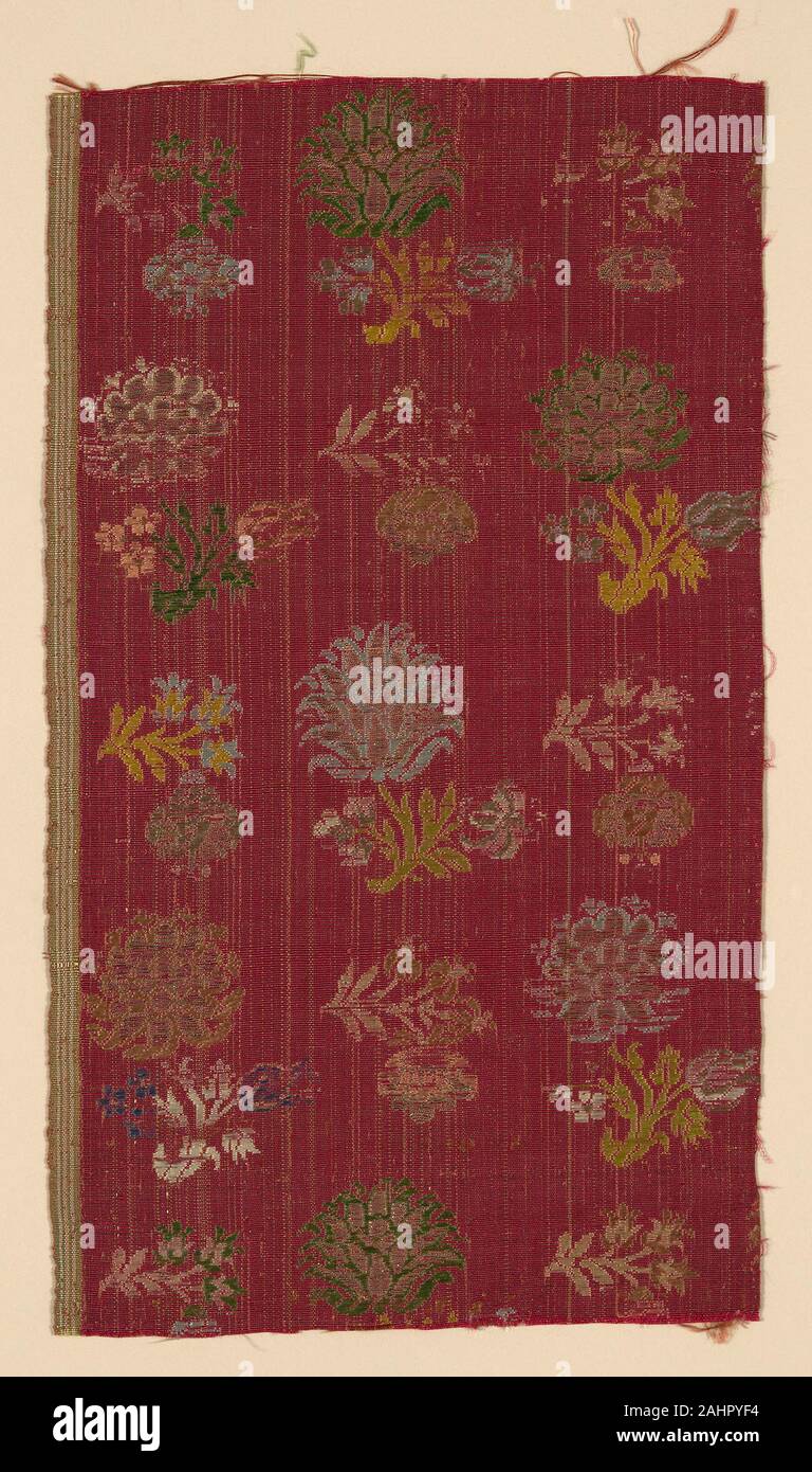 Antique brocade hi-res stock photography and images - Alamy