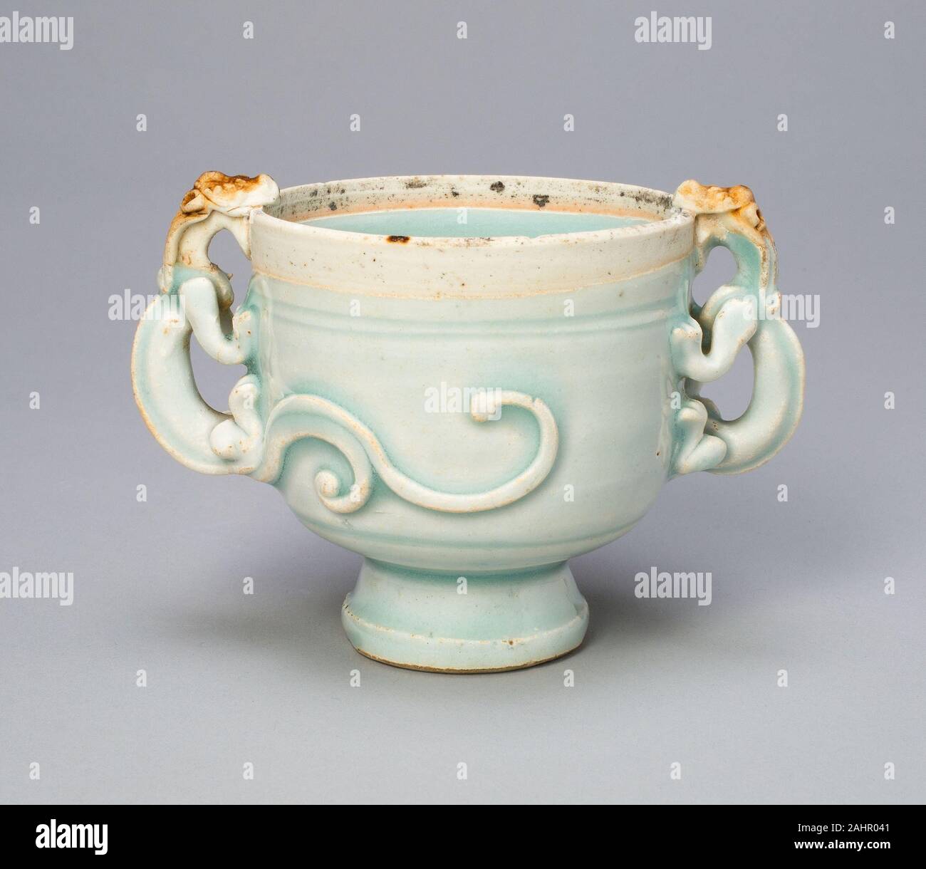 Double-Handled Cup with Handles in the Form of Chi (Hornless) Dragons ...