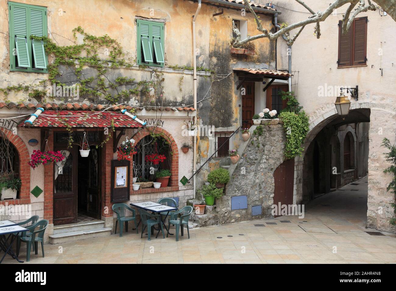 Perched medieval village of Peille, Alpes-Maritimes, Cote d'Azur ...