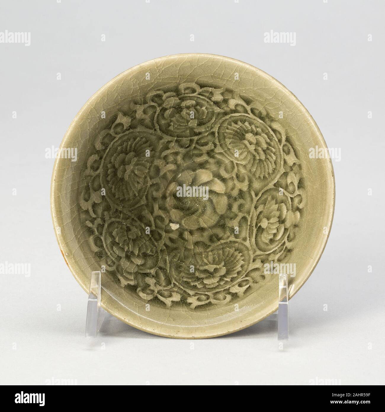 Yaozhou ware hi-res stock photography and images - Alamy