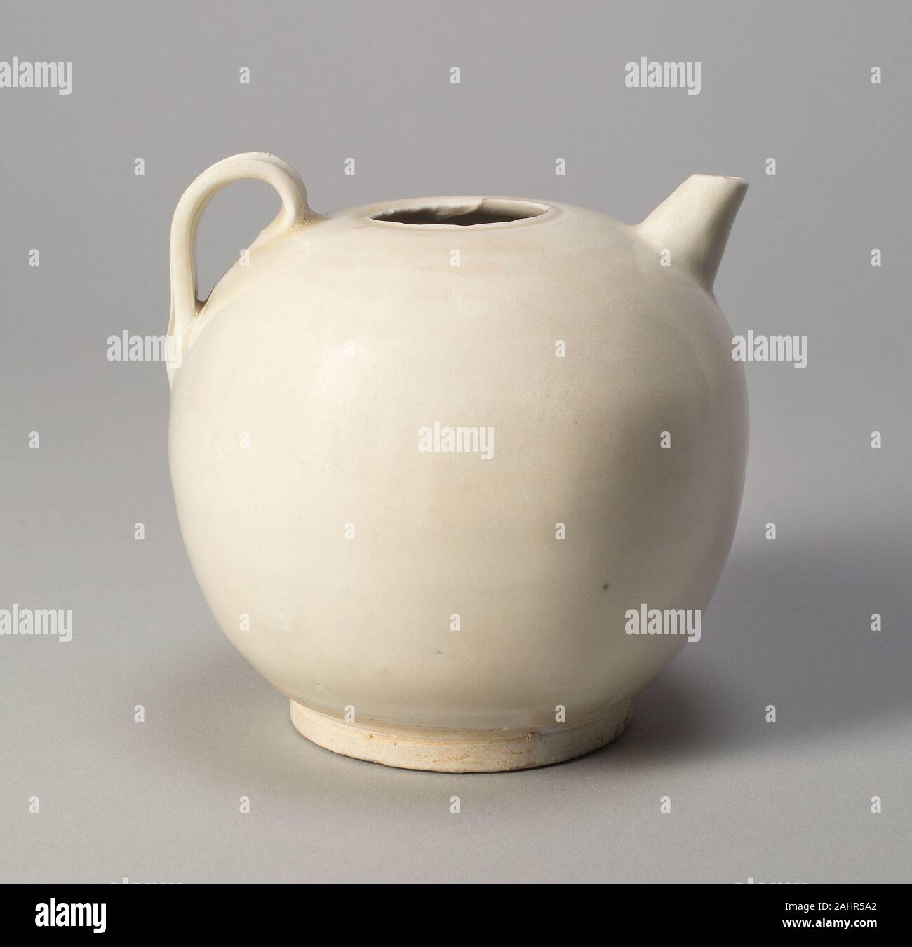 Ding ware hi-res stock photography and images - Alamy