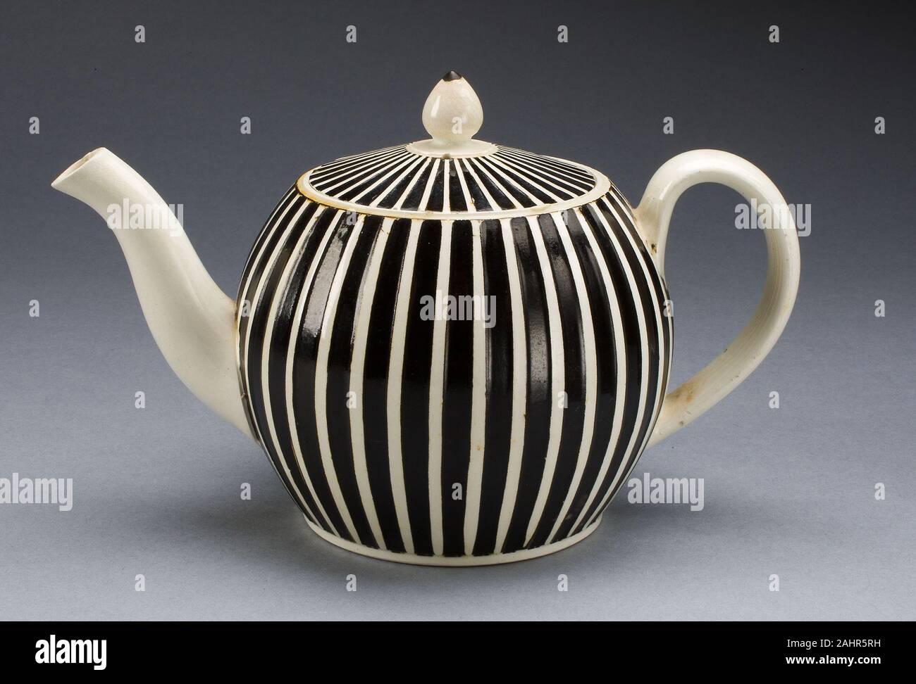 Lead glazed earthenware hi-res stock photography and images - Alamy