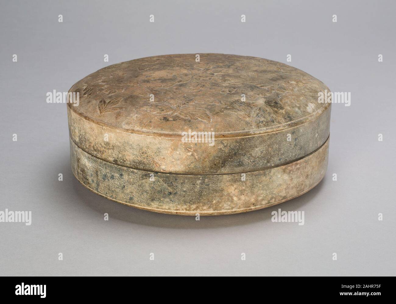 Round Covered Box with Flowers and Leaves. 618 AD–907 AD. China. Stone ...
