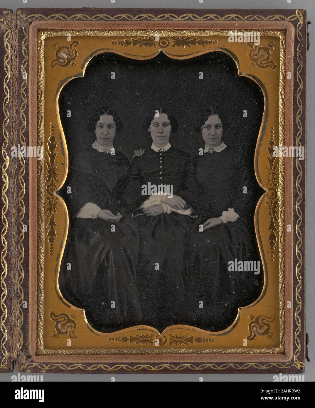 Photography portrait studio 1850s hi-res stock photography and images ...