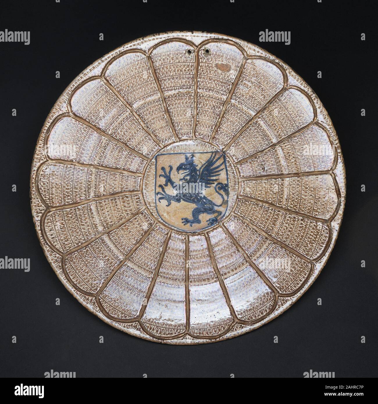 Lusterware hi-res stock photography and images - Alamy