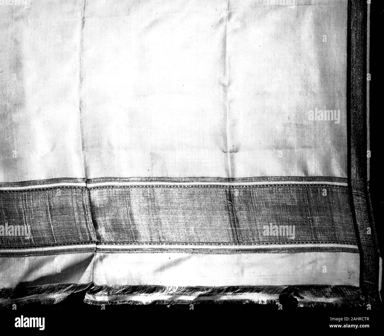 Woven sash hi-res stock photography and images - Alamy