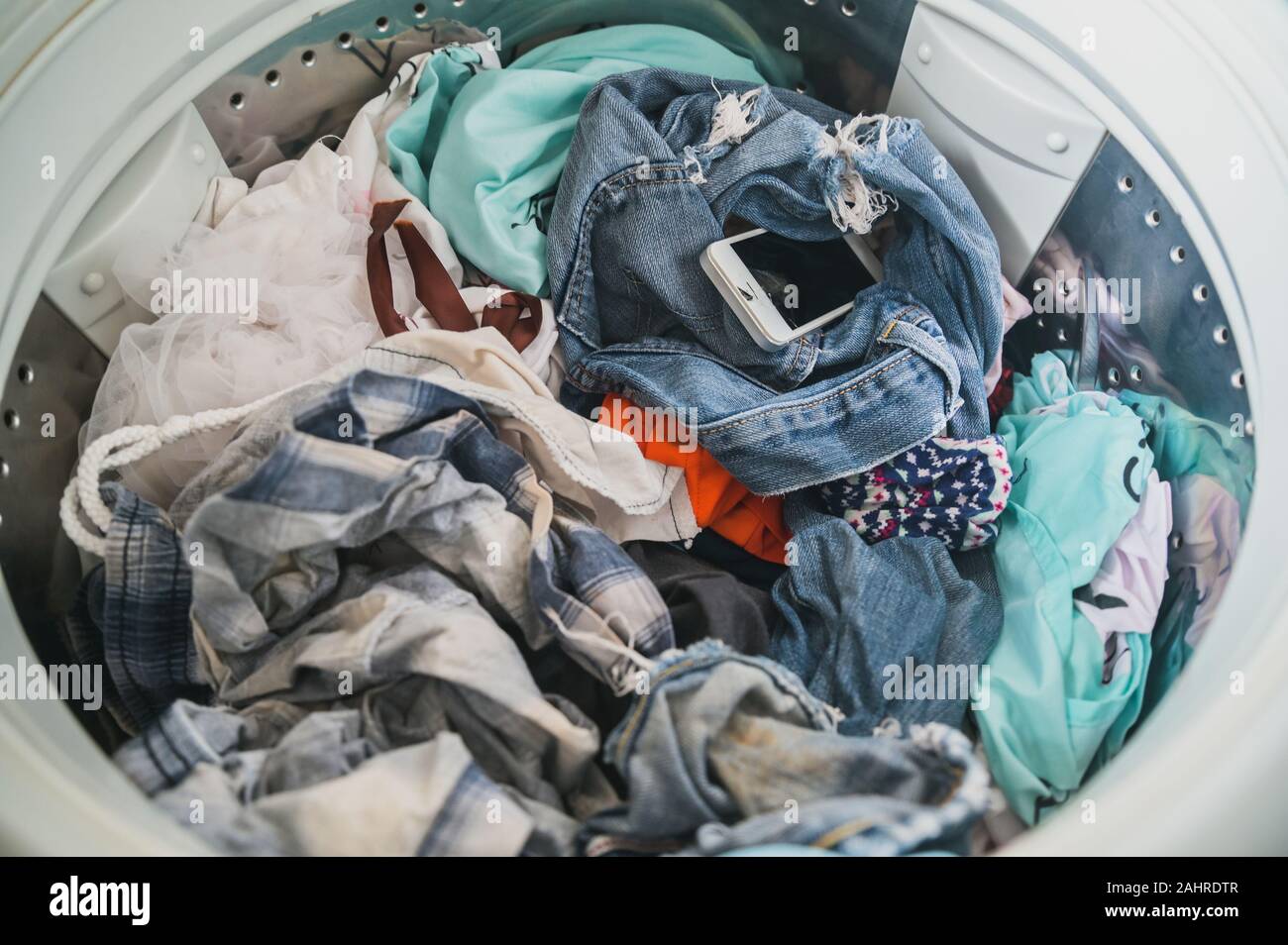 Smart washing machine hi-res stock photography and images - Alamy