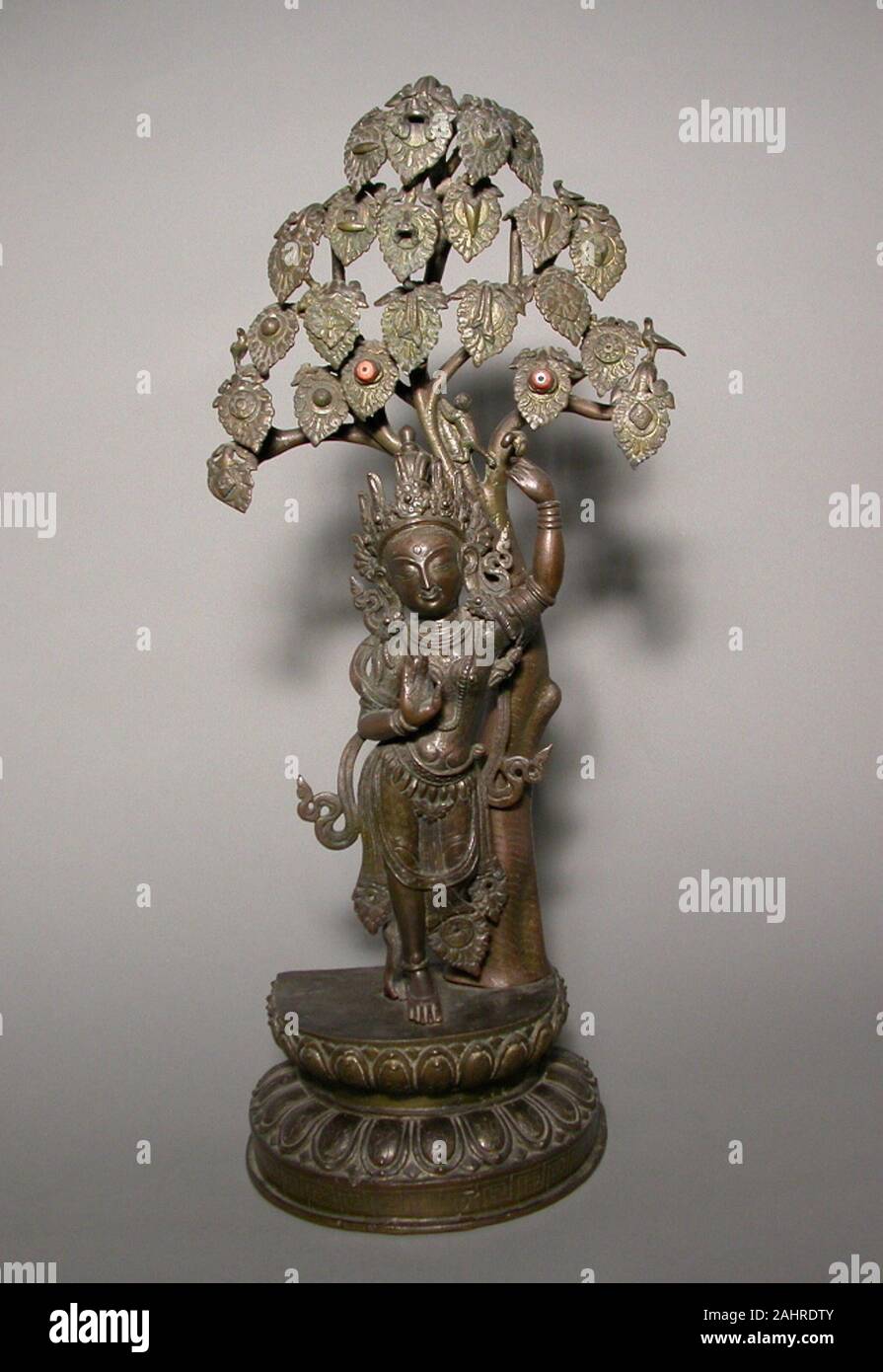 Buddha's mother hi-res stock photography and images - Alamy