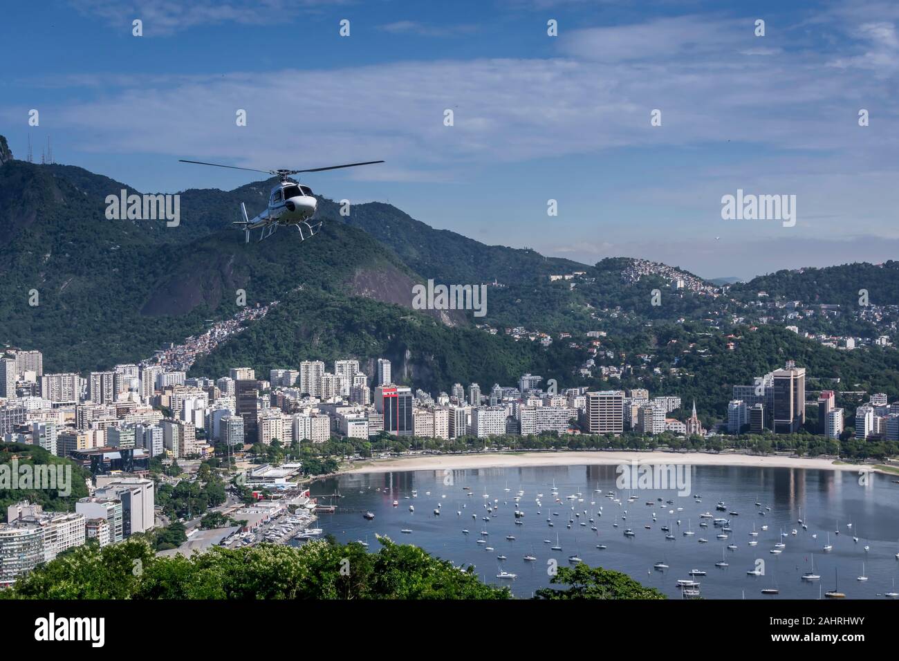 Helicóptero tourist hi-res stock photography and images - Alamy