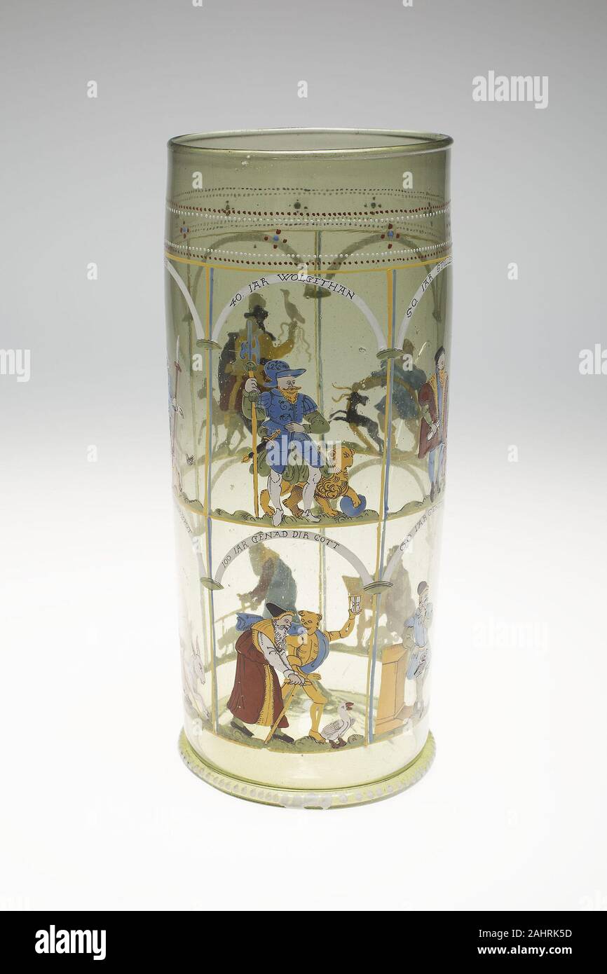 Enameled glass hi-res stock photography and images - Alamy