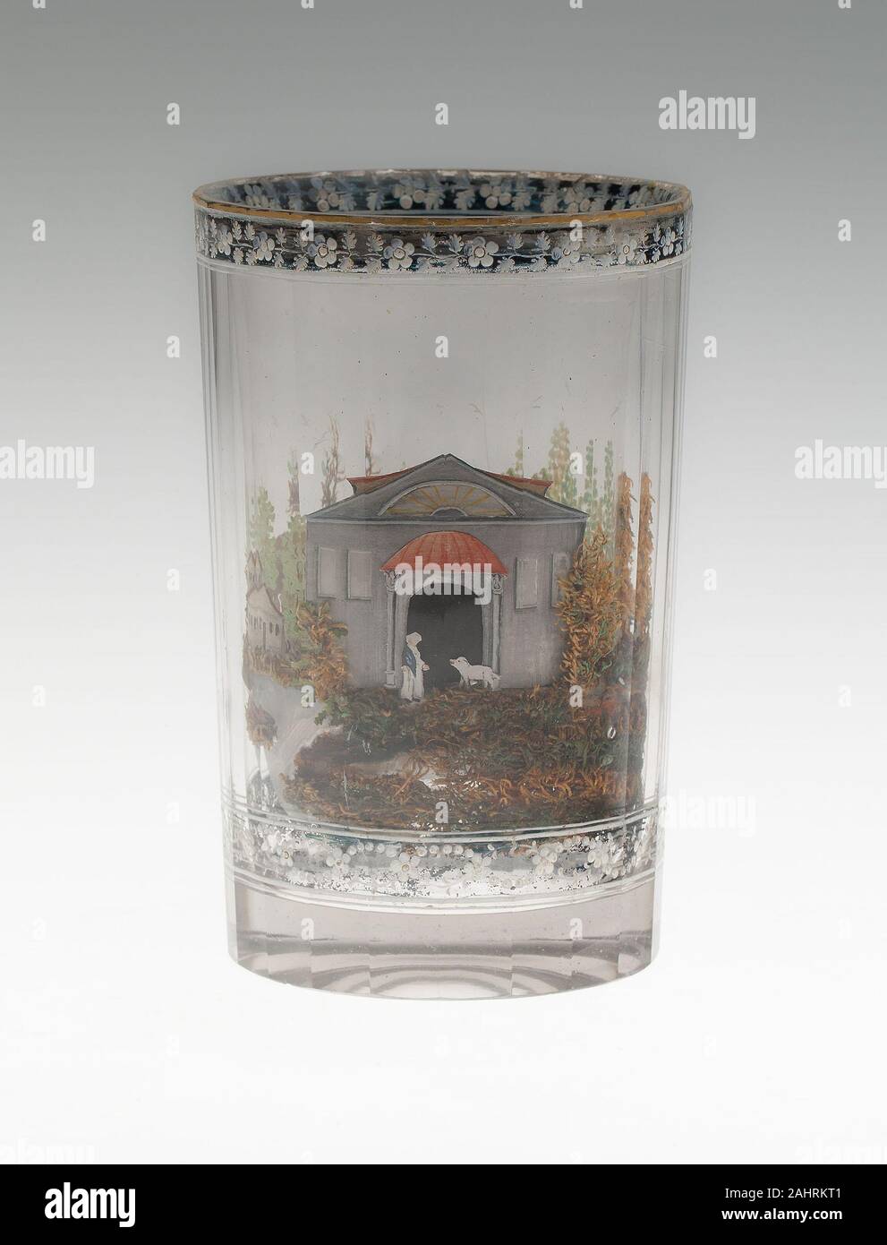 Glass encasing hi-res stock photography and images - Alamy