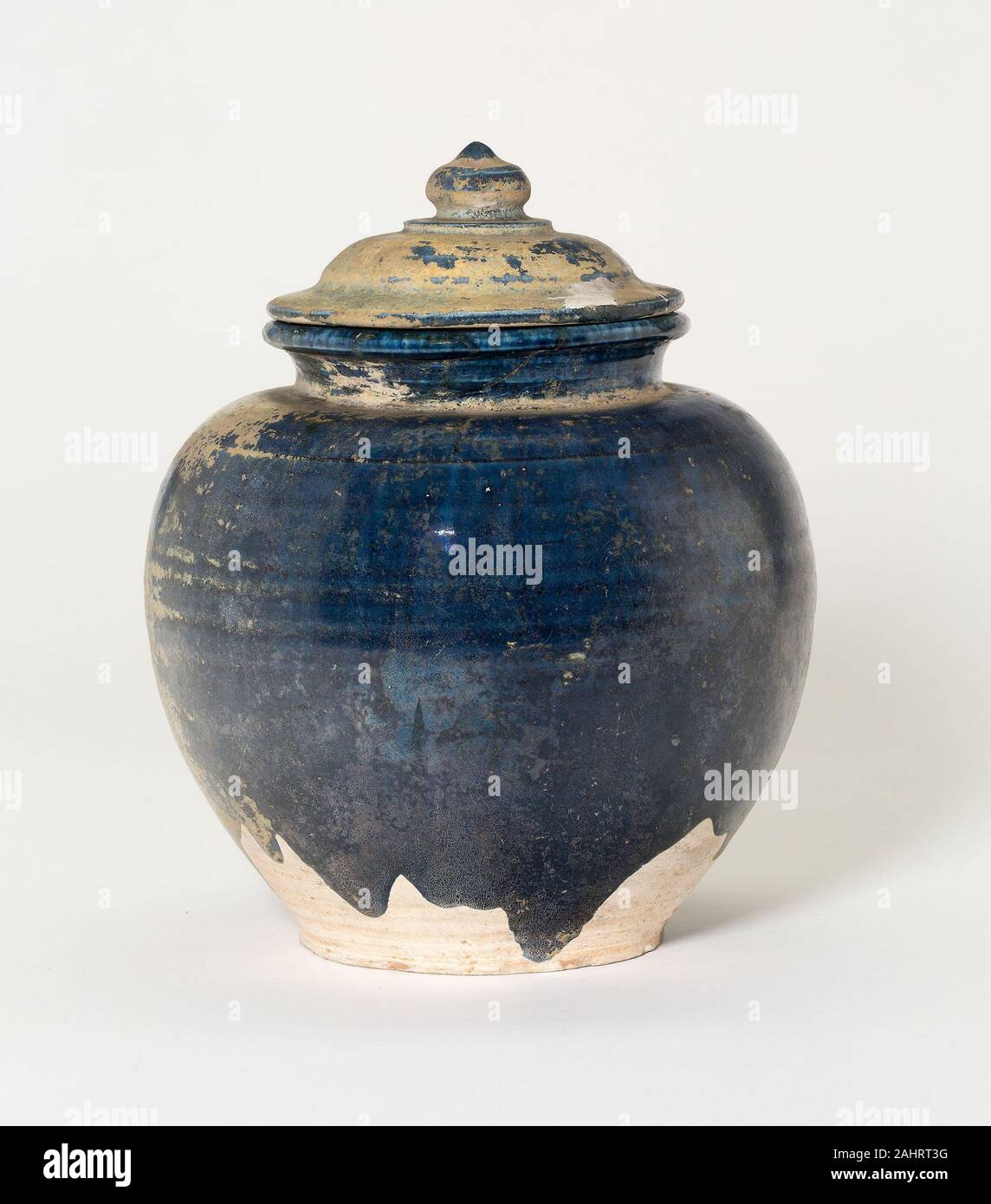 Covered Jar. 618 AD–906 AD. China. Stoneware with blue lead glaze Stock ...