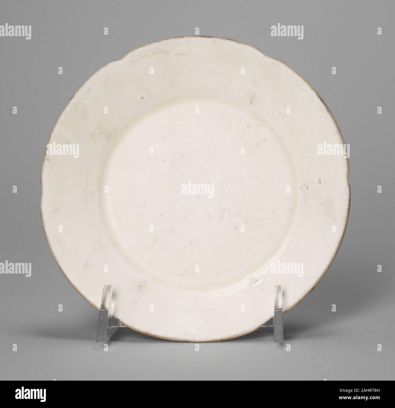 Lobed Dish. 960 AD–1279. China. Ding ware; porcelain Stock Photo - Alamy