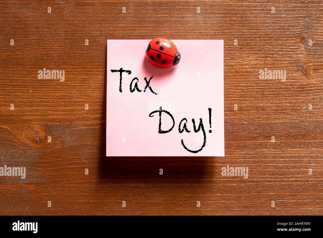 Paper sheet text tax hi-res stock photography and images - Alamy