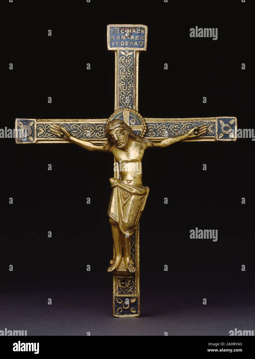 Copper crucifix hi-res stock photography and images - Alamy