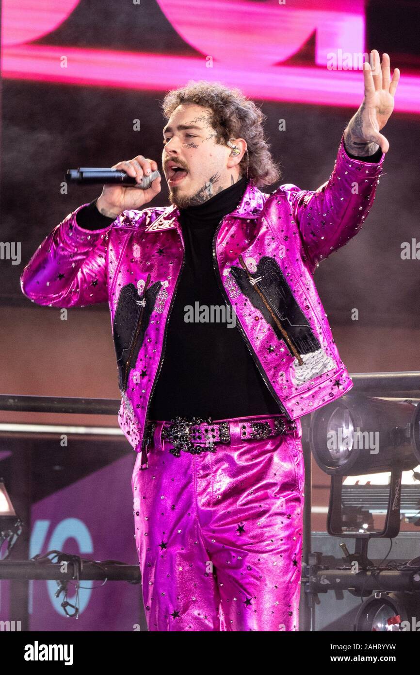 Post malone in concert hi-res stock photography and images - Alamy