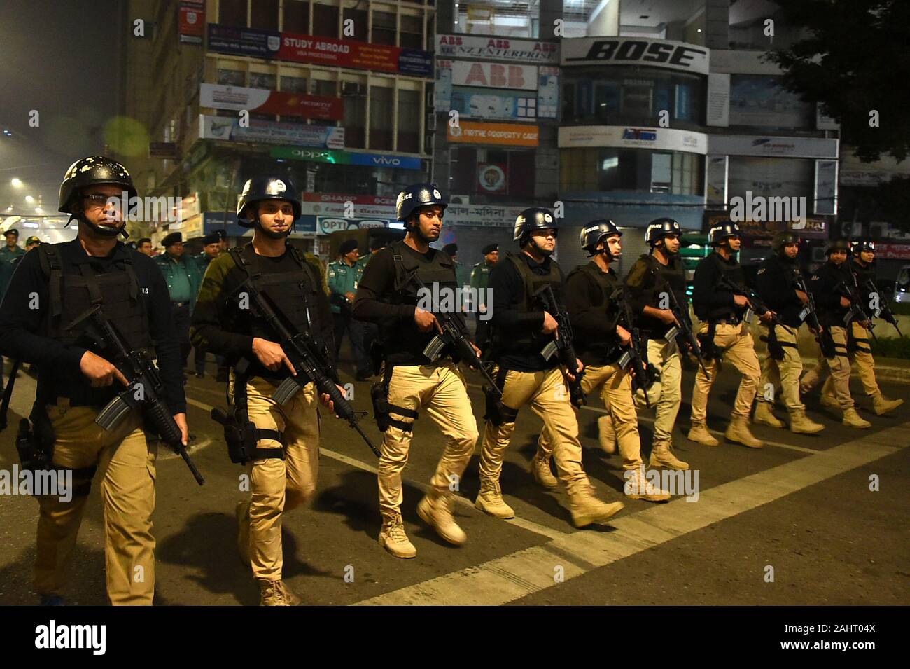 Bangladesh police hi-res stock photography and images - Alamy