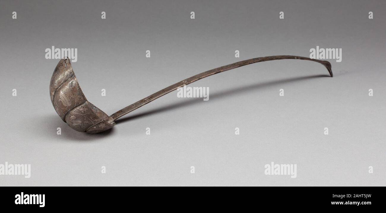 Ladle. 618 AD–907 AD. China. Beaten silver Stock Photo - Alamy