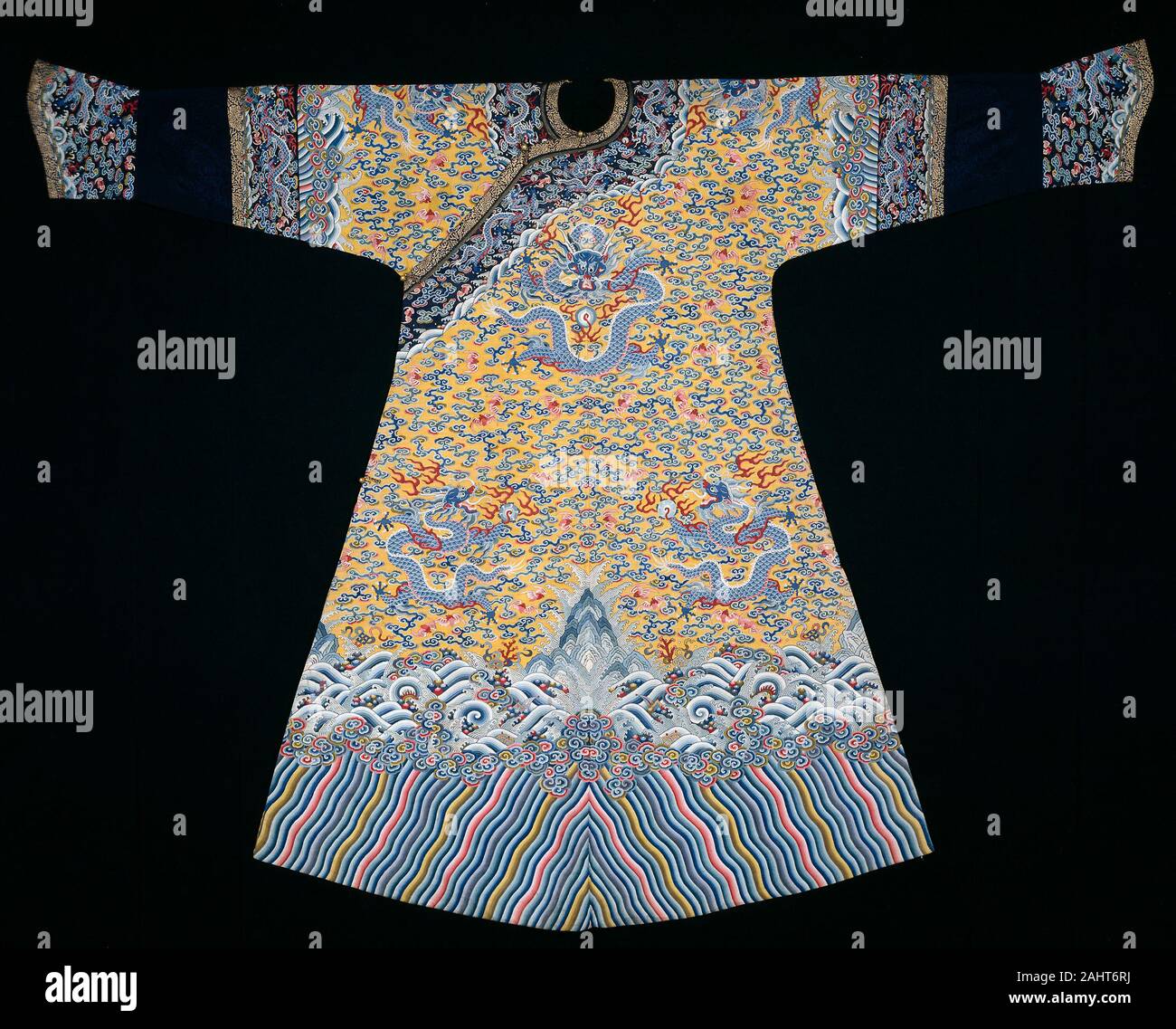 Manchu empress semiformal court robe hi-res stock photography and ...