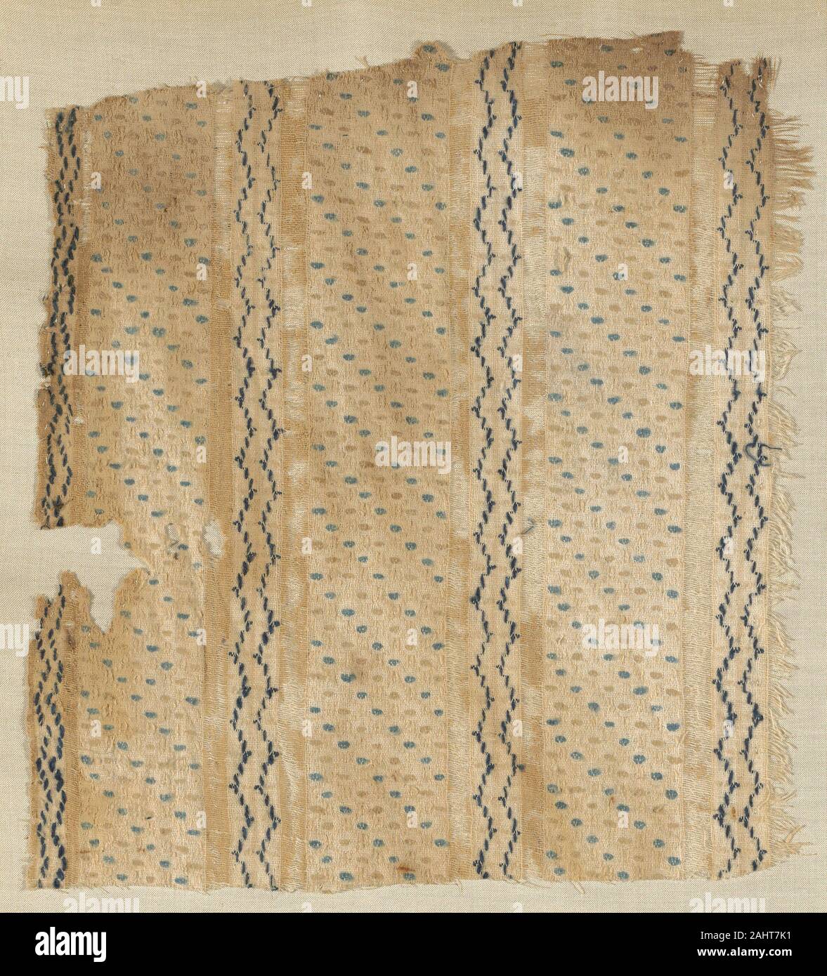 Linen compound weave hi-res stock photography and images - Alamy