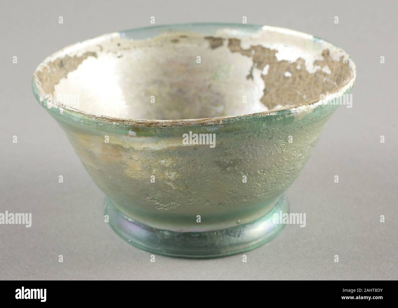 Ancient Roman. Bowl. 1 AD–200 AD. Syria. Glass, blown technique Stock ...