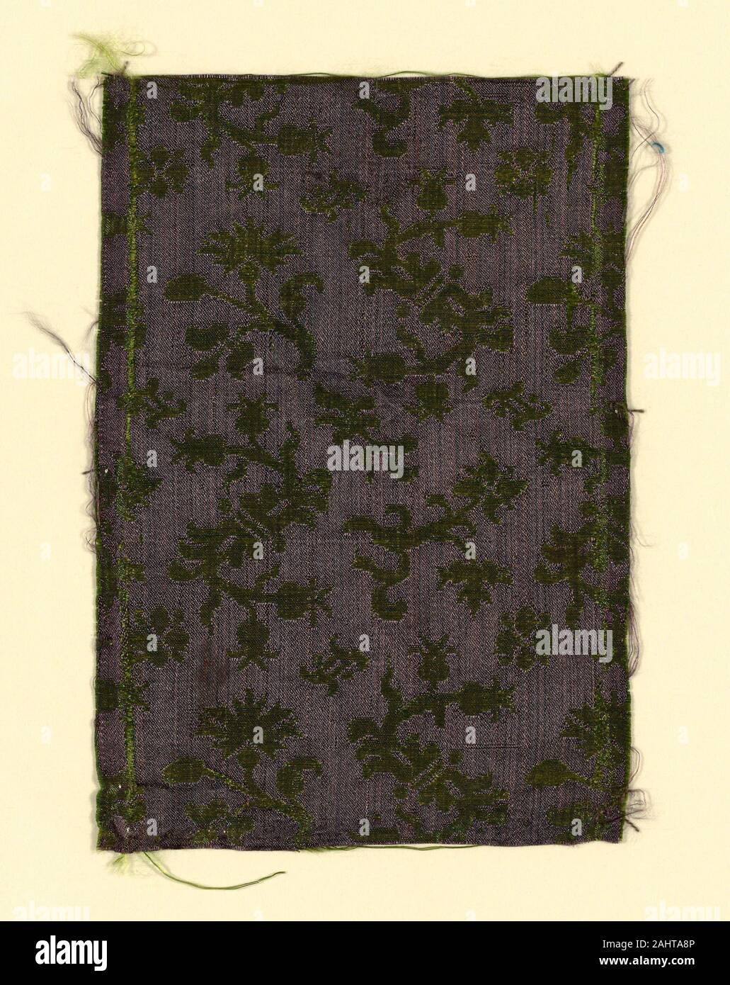 Warp float faced satin weave hi-res stock photography and images - Alamy