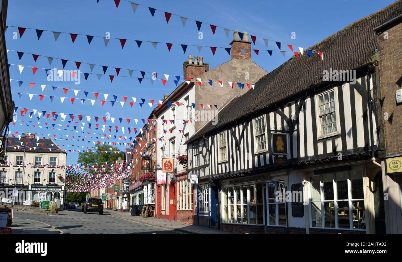 Ashbourne centre hi-res stock photography and images - Alamy