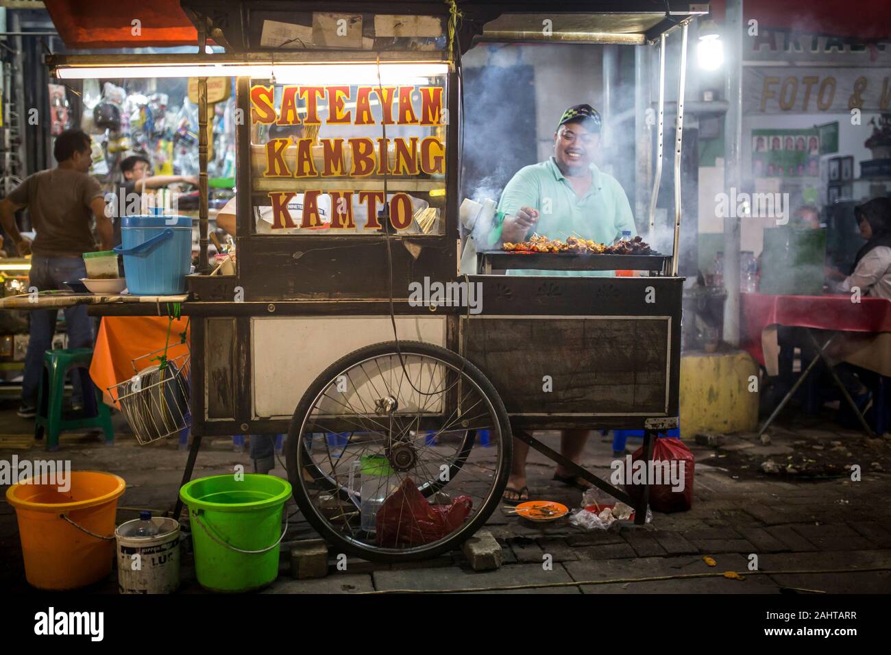 Street food stall indonesia hi-res stock photography and images - Alamy