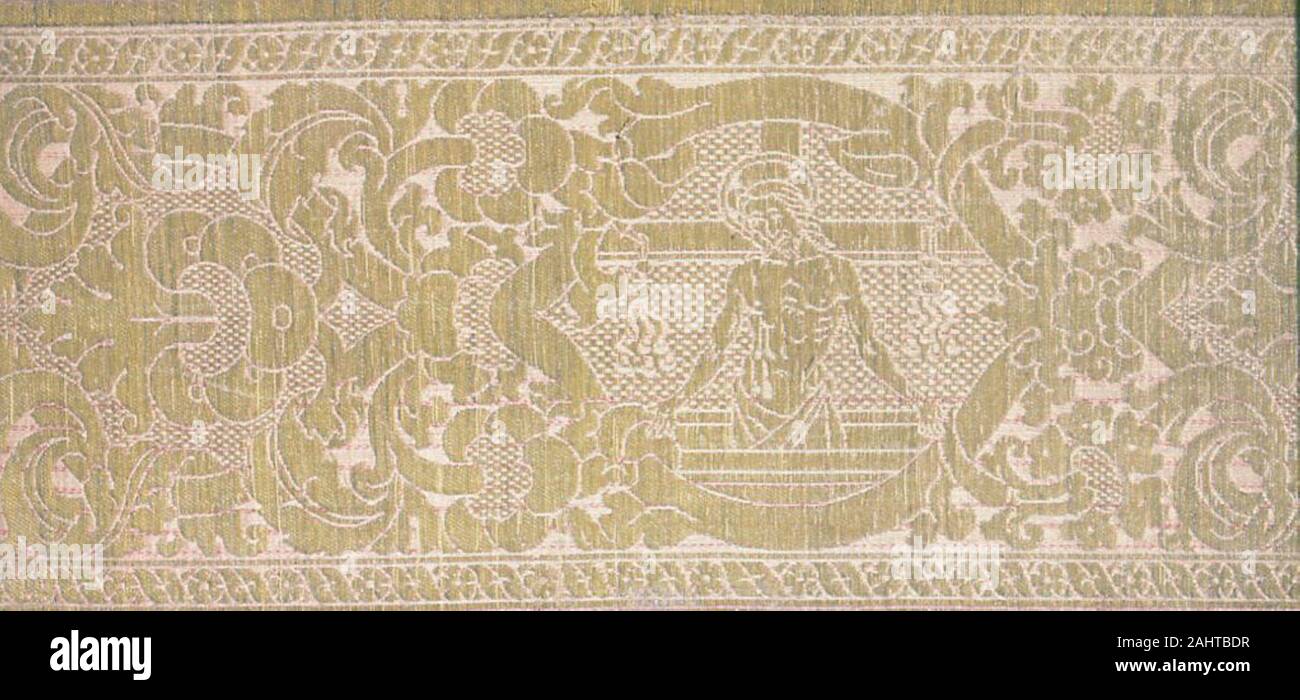 Compound weave hi-res stock photography and images - Alamy