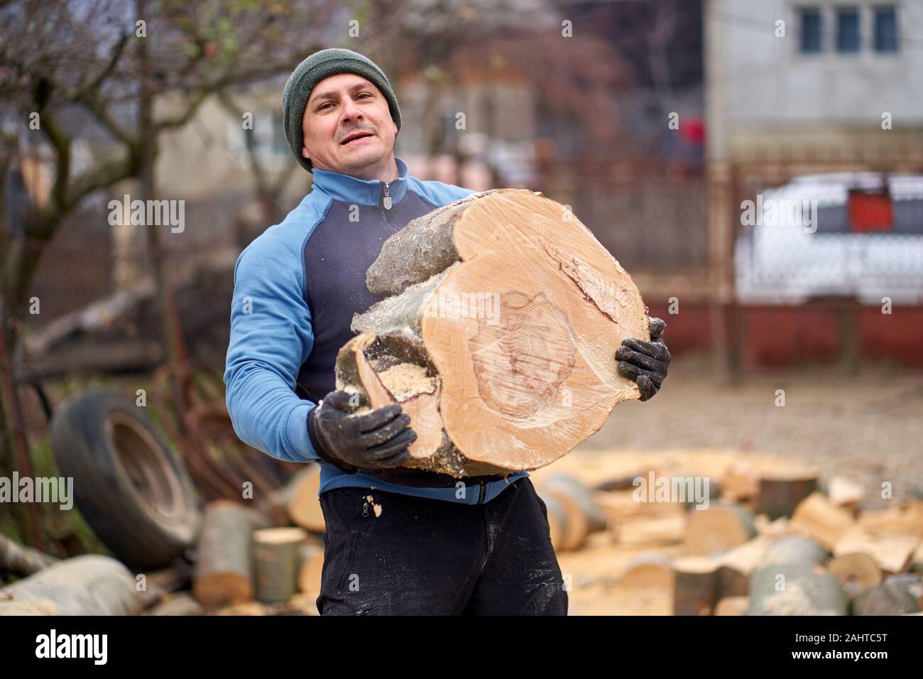 Mechanical bucking hi-res stock photography and images - Alamy