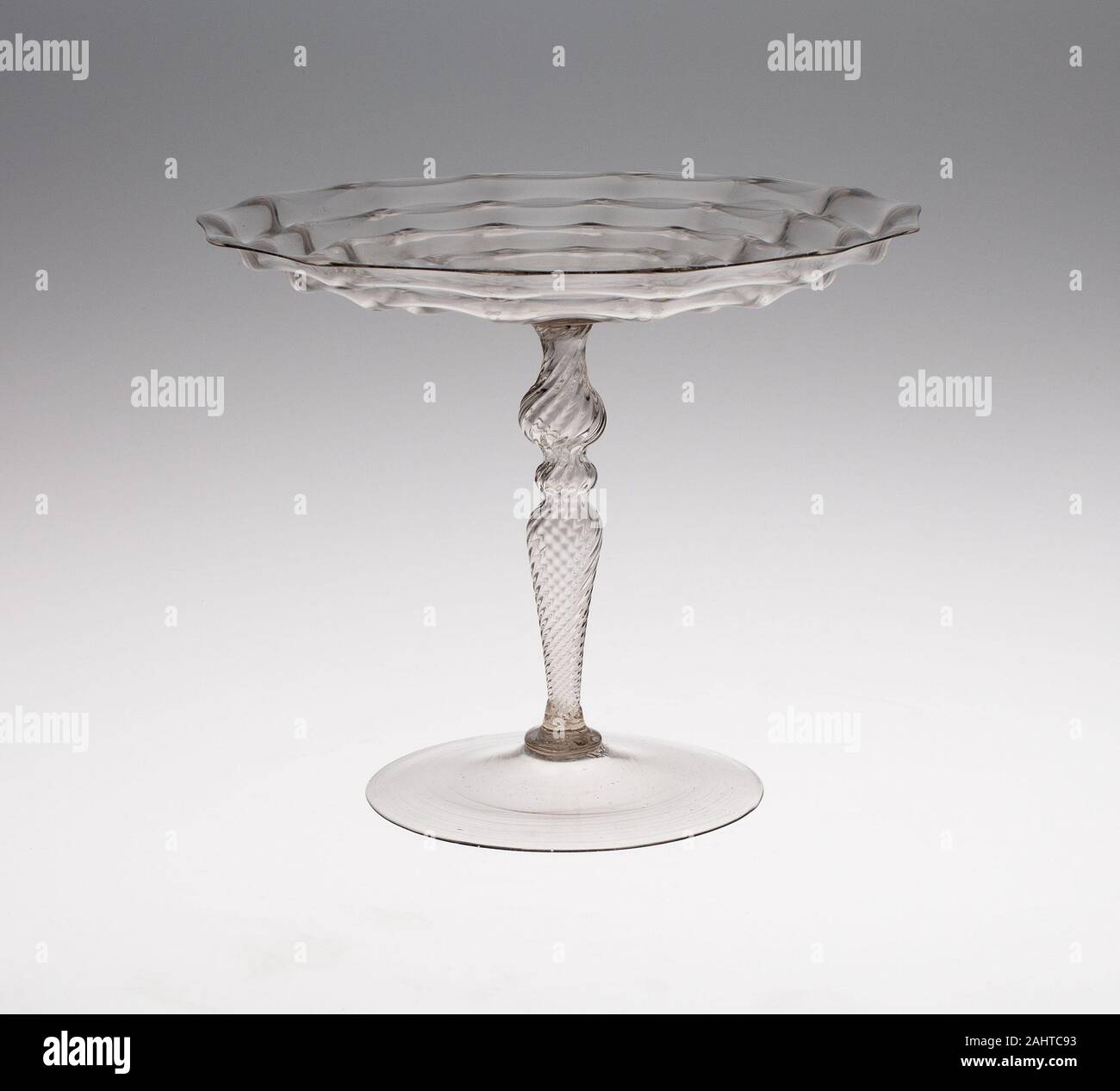 Colorless glass hi-res stock photography and images - Alamy