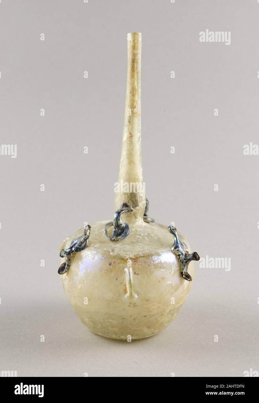 Islamic. Flask. 801 AD–1100. Syria. Glass Stock Photo - Alamy