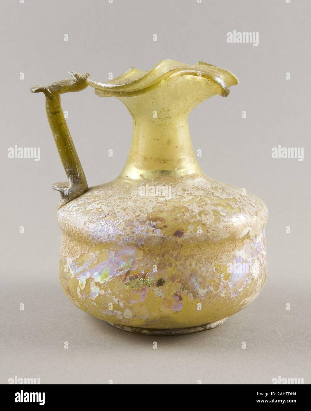 Blown glass flask hi-res stock photography and images - Alamy