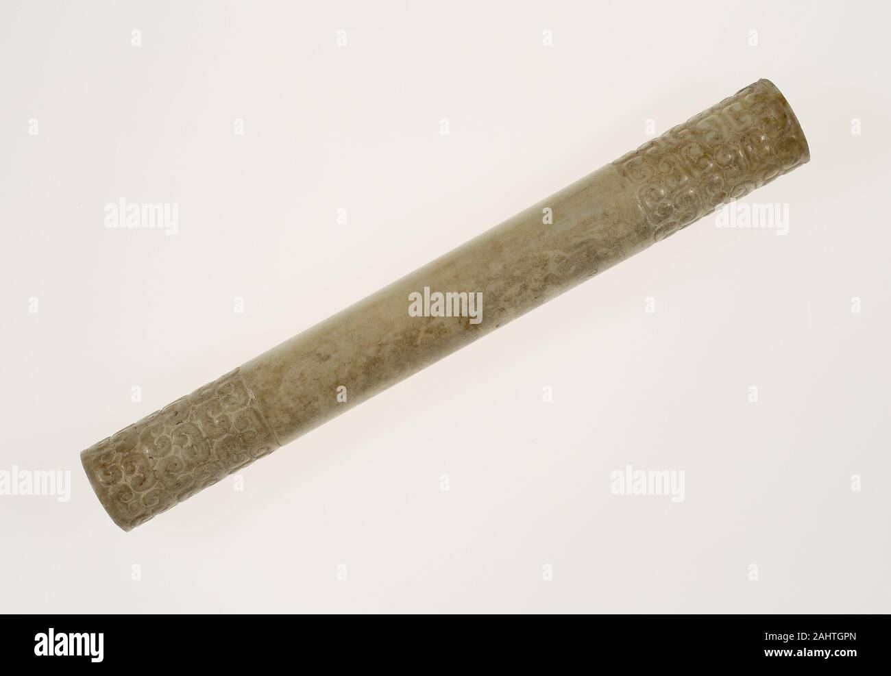 Jade cylinder hi-res stock photography and images - Alamy