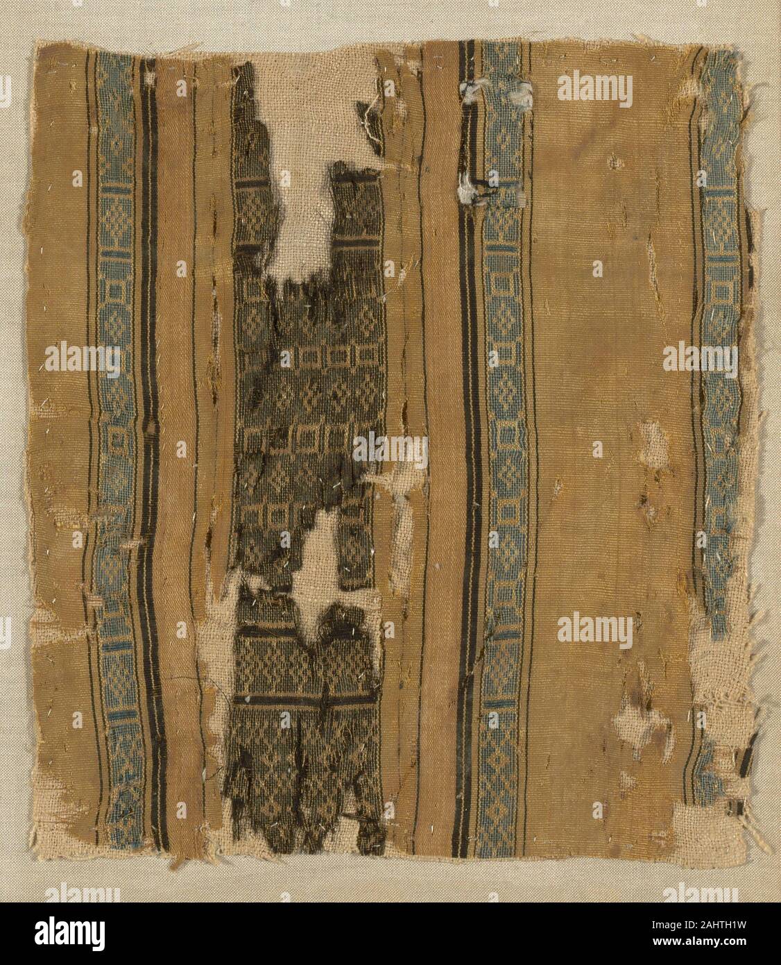 Compound weave hi-res stock photography and images - Alamy