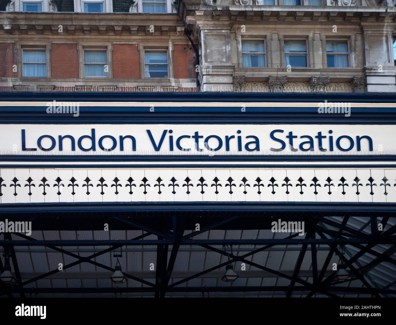 LONDON, UK - SEPTEMBER 27, 2018: Sign above Victoria Railway Station ...