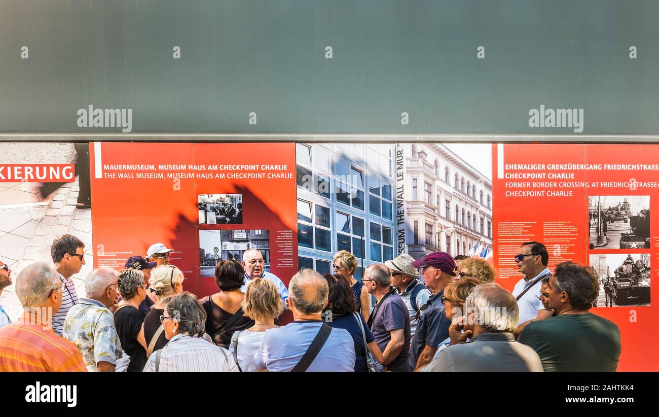 Berlin wall history hi-res stock photography and images - Alamy