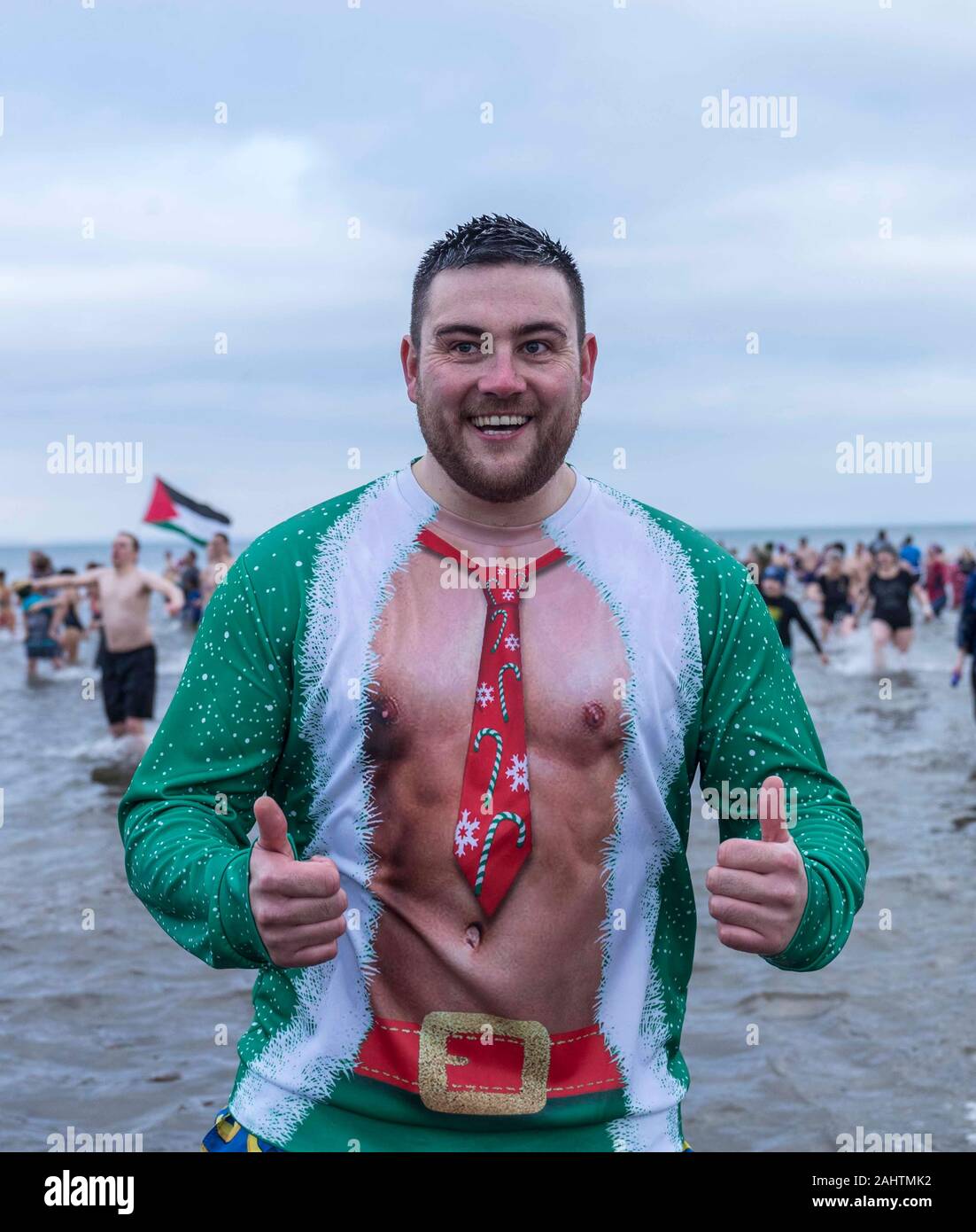 Revellers edinburgh hi-res stock photography and images - Alamy