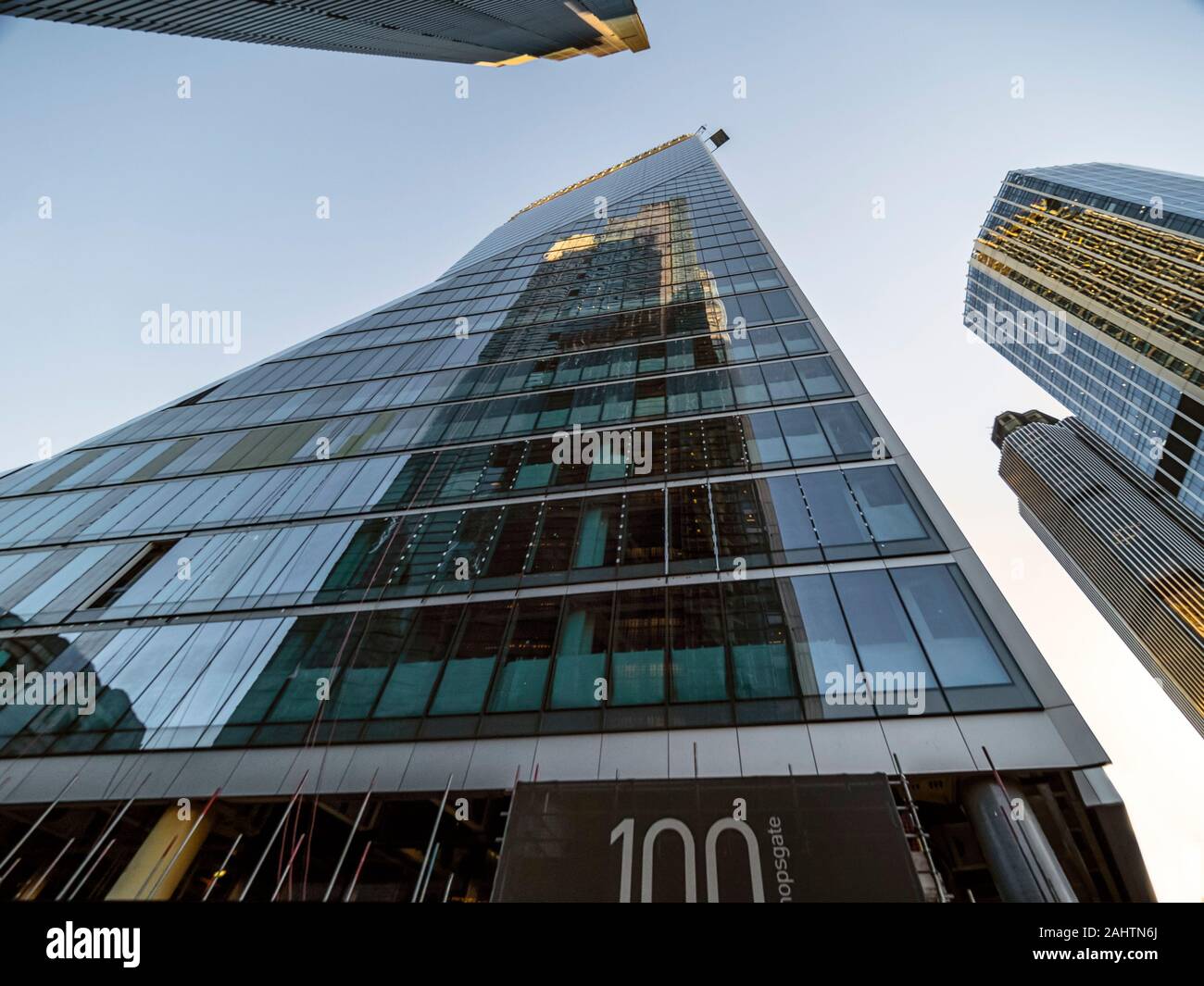 100 Bishopsgate Building High Resolution Stock Photography and Images ...