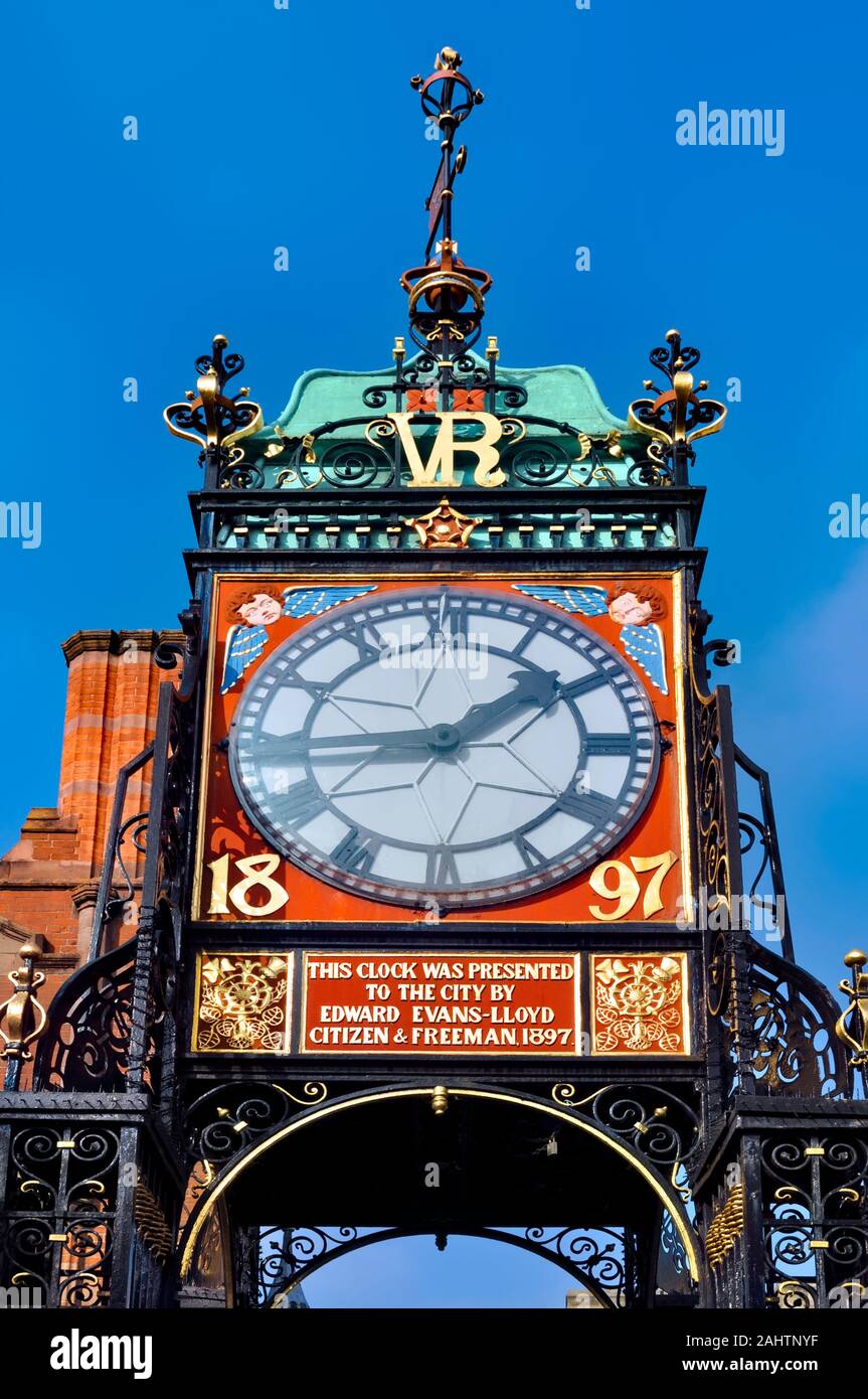 1000 Clocks High Resolution Stock Photography and Images - Alamy