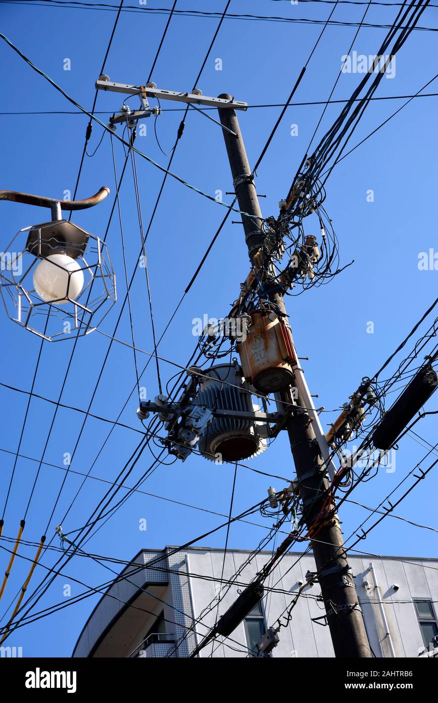 Overhead cables japan hi-res stock photography and images - Alamy