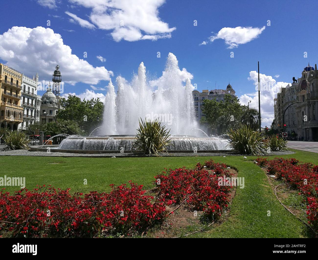 Water fountains in cathedral square hi-res stock photography and images ...